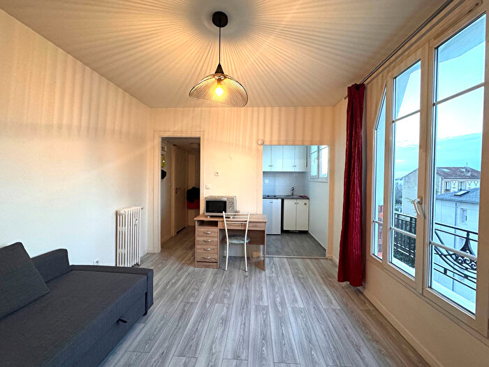 Appartement à louer - La Garenne-Colombes, Champs-Philippe - 1 pièce