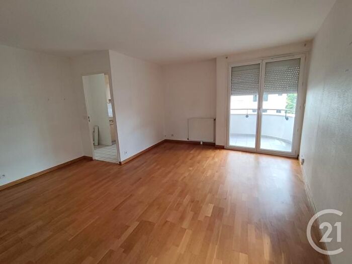 Appartement 3 pièces à vendre - Chilly-Mazarin, Centre-ville