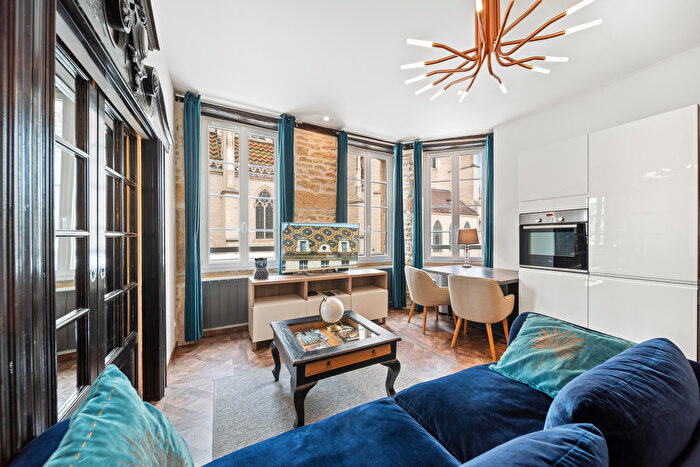 Appartement à vendre - Dijon, Centre-ville - 2 pièces - 1 chambre