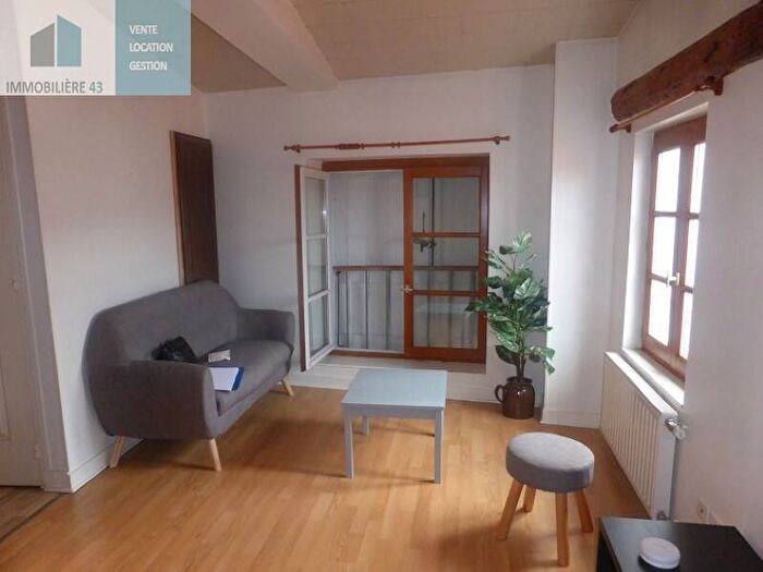 Appartement à louer - Centre Historique, Le Puy-en-Velay - 2 pièces - 1 chambre