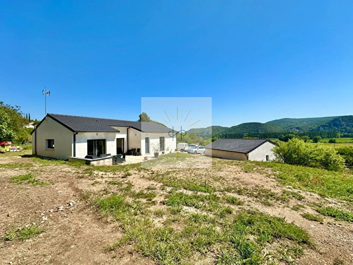 Maison à vendre - Montélimar - 5 pièces - 3 chambres