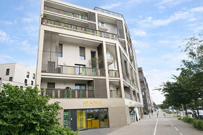 Appartement à louer - Chemin de lîle, Nanterre - 2 pièces - 1 chambre