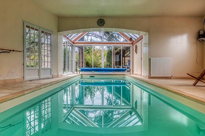 Maison 8 pièces à vendre à Longnes