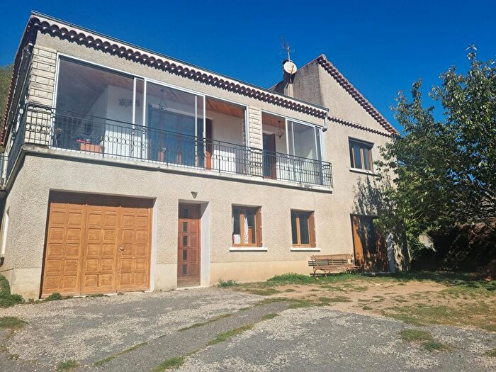 Saint-Sauveur-en-Rue - Maison 6 pièces à vendre