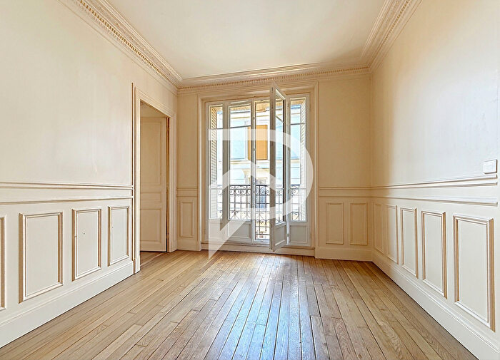 Issy-les-Moulineaux, Centre-ville, Corentin Celton, Les Varennes : Appartement 2 pièces à vendre