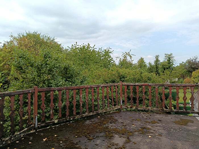 Maison à vendre - Bénestroff - 6 pièces - 4 chambres