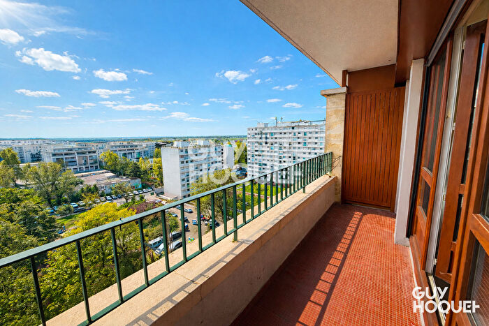 Appartement à vendre - Meudon, Meudon la Forêt - 4 pièces - 2 chambres
