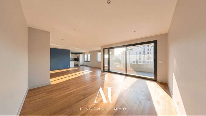 Saint-Genis-Pouilly : Appartement 4 pièces à vendre