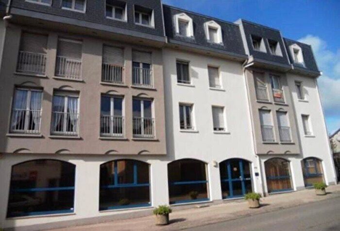 Appartement à louer - Sud Est, Vittel - 1 pièce