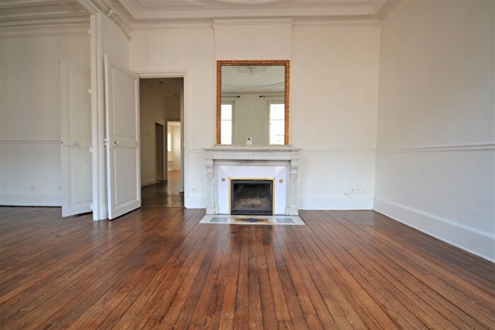 Nancy, Poincaré, Foch, Anatole France, Croix de Bourgogne - Appartement 4 pièces à louer