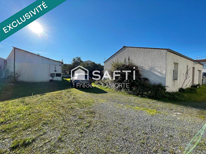 Maison à vendre - Dompierre-sur-Mer - 7 pièces - 4 chambres