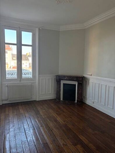 Appartement à louer - Reims - 2 pièces - 1 chambre