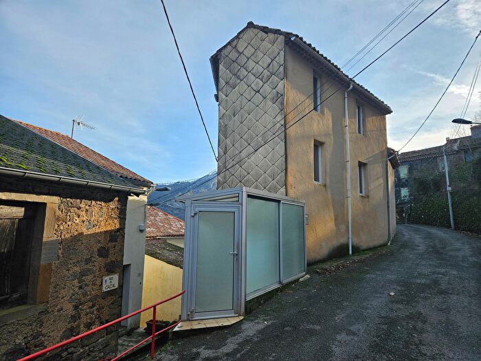 Maison à vendre - Castanet-le-Haut - 4 pièces - 3 chambres