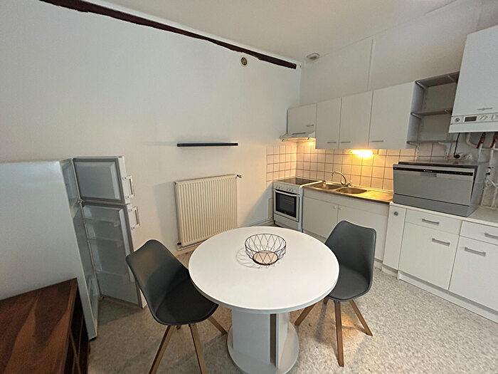 Appartement à louer - Joinville - 2 pièces - 1 chambre