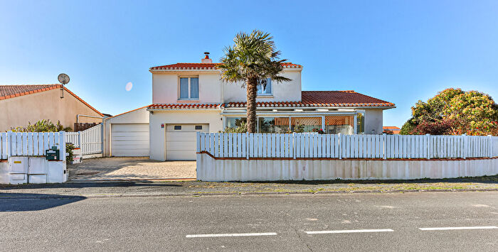 Maison 6 pièces à Le Fenouiller, à vendre