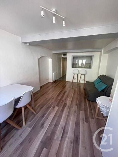 Appartement 1 pièce à louer à Montbéliard, Centre-ville, Prairie, Batteries du Parc, Charmontet