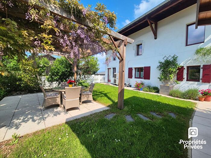 Maison à vendre - Chevrier - 6 pièces - 3 chambres