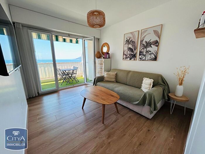 Appartement 2 pièces à louer à Cannes, Petit Juas