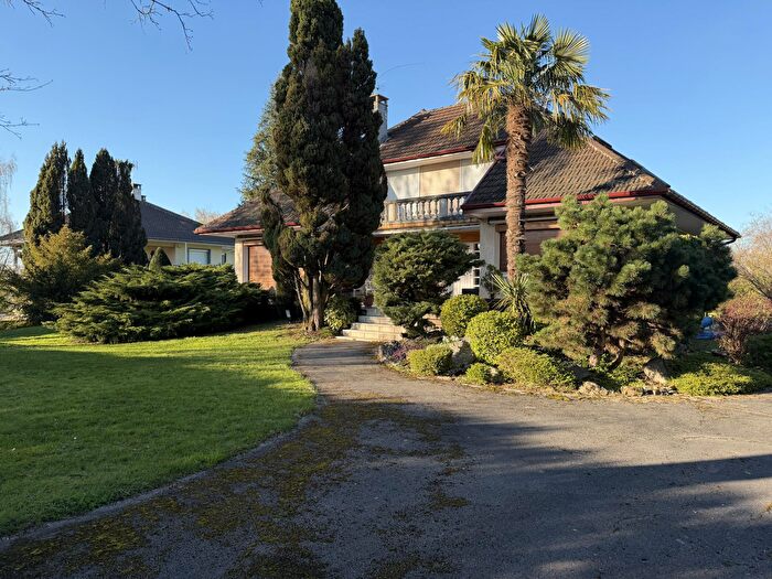 Maison à vendre - Beaufort - 8 pièces - 4 chambres