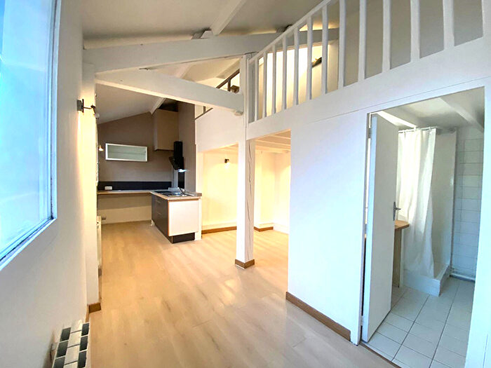 Appartement à louer - Avignon, Palais des Papes, Zone Piétonne - 1 pièce - 1 chambre