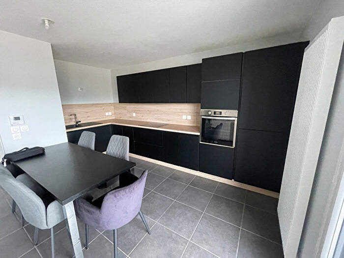 Appartement à louer - Rumilly, Centre-ville - 2 pièces - 1 chambre