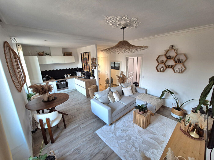 Alès, Centre-ville : Appartement 2 pièces à vendre
