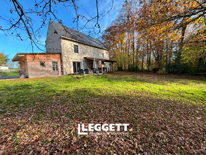 Maison à vendre - Bourganeuf - 5 pièces - 3 chambres