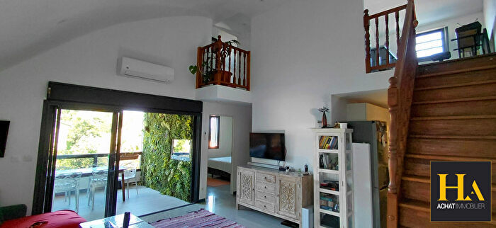 Appartement à vendre - Saint-Leu, Centre-ville - 3 pièces - 2 chambres