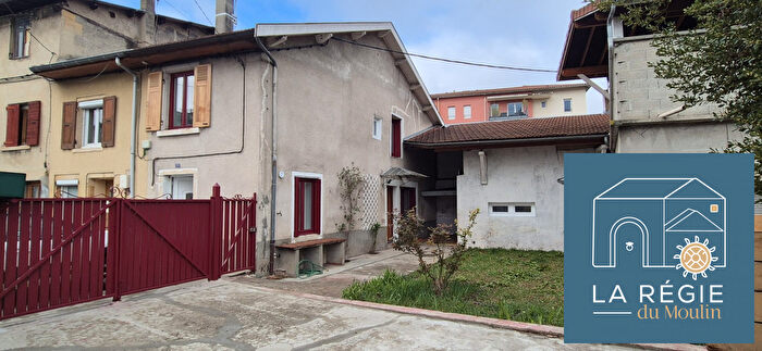 Maison à louer - Bourgoin-Jallieu - 3 pièces - 2 chambres