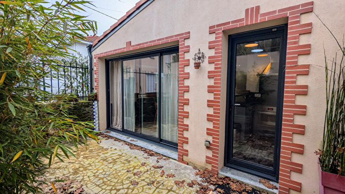 Sainte-Luce-sur-Loire : Maison 2 pièces à louer