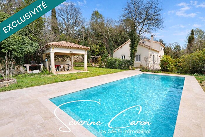 Maison à vendre - Besse-sur-Issole - 9 pièces - 5 chambres