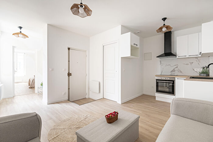 Appartement 3 pièces à Saint-Germain-en-Laye, Centre-ville, Quartiers forestiers, à vendre