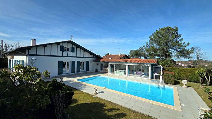 Maison à vendre - Biarritz - 8 pièces - 7 chambres