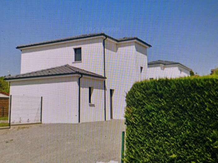 Maison à louer - Centre, Isle