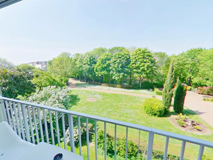 Appartement à louer - Tours, Paul Bert - 1 pièce