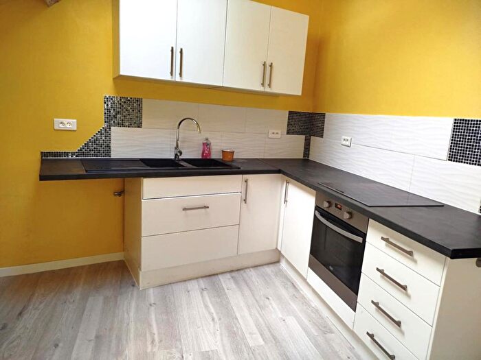 Maison à vendre - Guémené-sur-Scorff - 4 pièces - 2 chambres