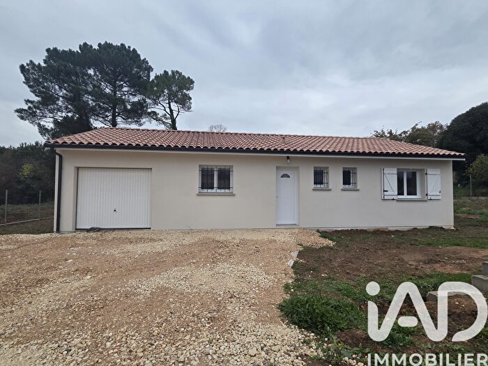 Maison à vendre - Montguyon - 4 pièces - 3 chambres