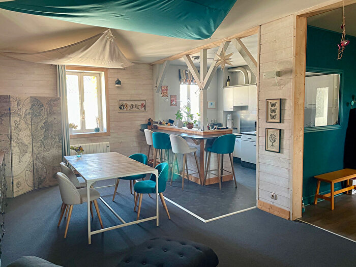 Appartement à vendre - Limoges, Centre-ville, Hôtel de Ville, Emailleurs - 5 pièces - 3 chambres