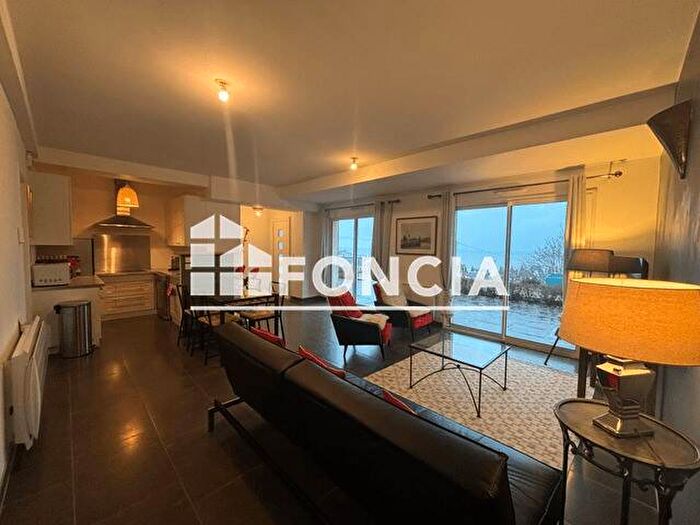 Appartement à louer - Port Littoral-Ville Nord, Trouville-sur-Mer - 3 pièces - 2 chambres