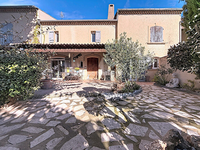 Maison à vendre - Cabannes - 6 pièces - 4 chambres