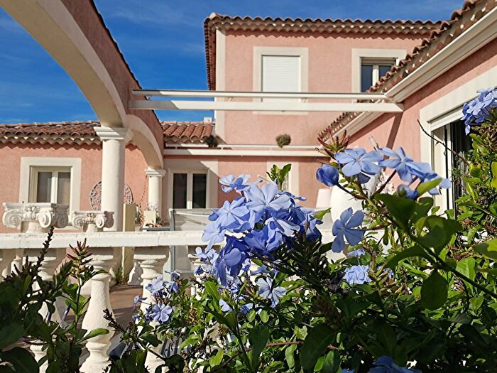 Maison à vendre - Arles, Trinquetaille - 5 pièces - 4 chambres