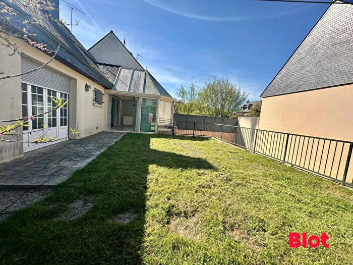 Maison à vendre - Quartiers Sud-Est, Francisco Ferrer - 5 pièces - 4 chambres