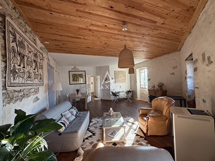 Maison à vendre - Commana - 6 pièces - 3 chambres