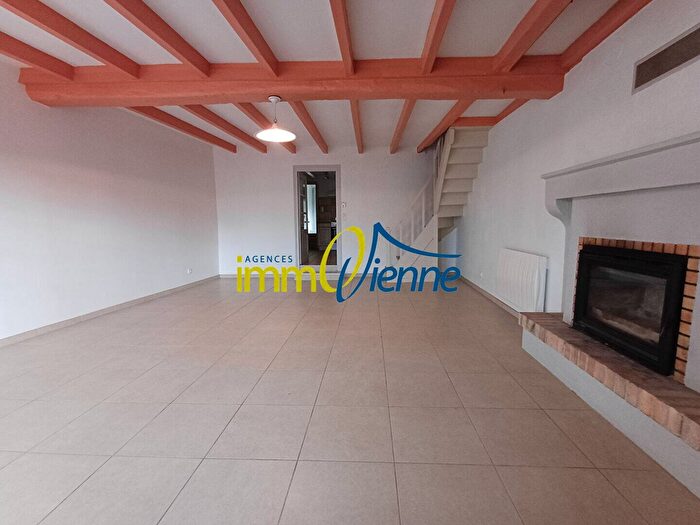 Maison à louer - Lhommaizé - 3 pièces - 2 chambres