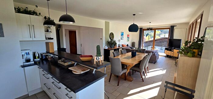 Maison 6 pièces à vendre à Châtillon-en-Michaille