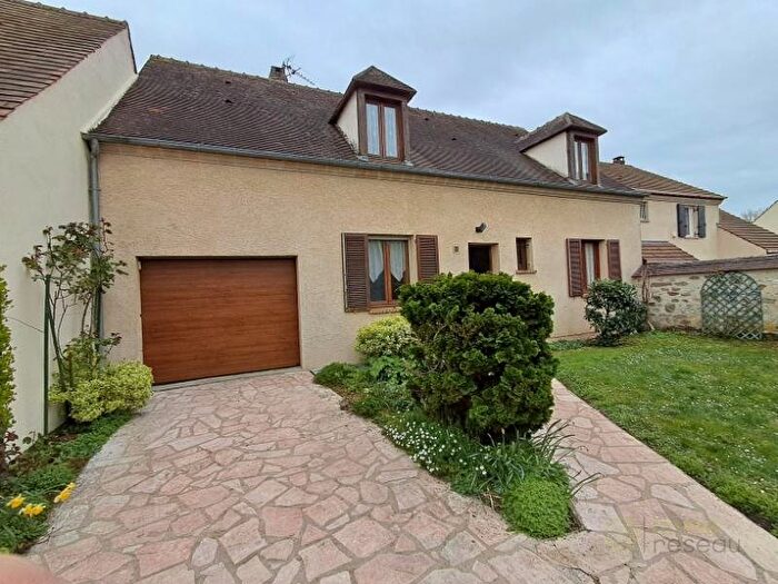 Marines - Maison 7 pièces à vendre