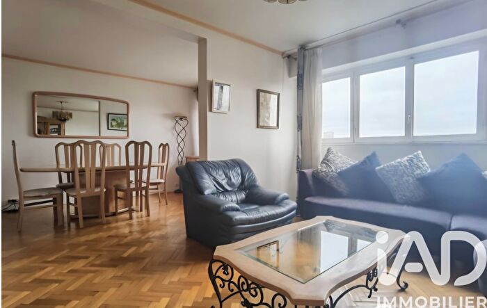 Appartement à vendre - Courbevoie, Hôtel de ville - 3 pièces - 2 chambres