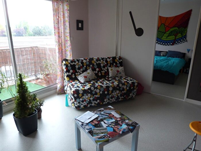 Lille, Bois Blanc : Appartement 2 pièces à louer
