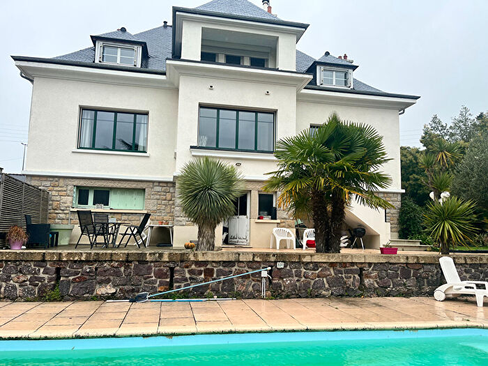 Maison à vendre - Montfort-sur-Meu - 7 pièces - 5 chambres