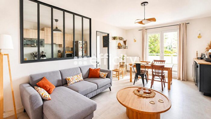 Appartement 3 pièces à Le Bouscat, Centre-ville, Robert Schuman, à vendre
